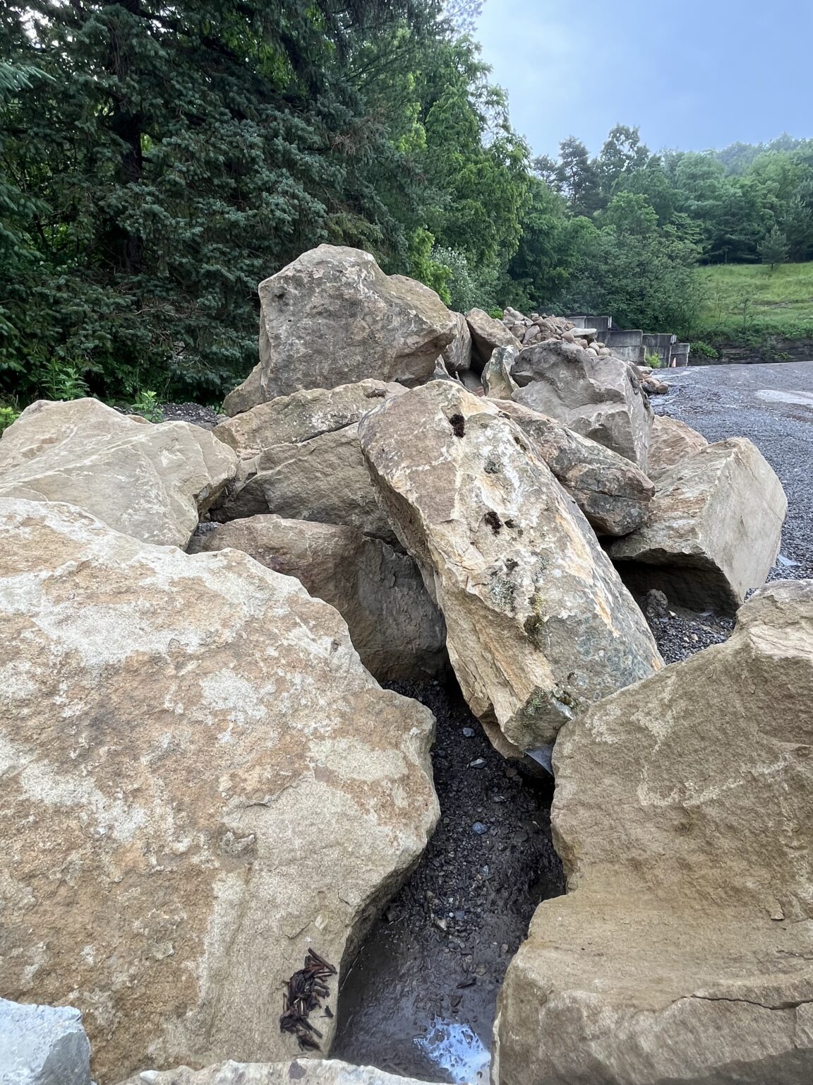 Natural Stone & Gravel - Draguns Landscape Supply